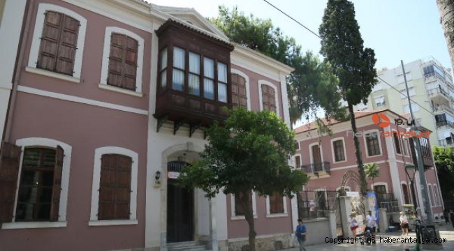 Antalya Lisesi mezunlarından tarihi bina eylemi - GÜNCEL - ANTALYA'NIN ... Antalya Lisesi mezunlarından tarihi bina eylemi - GÜNCEL - ANTALYA'NIN ...